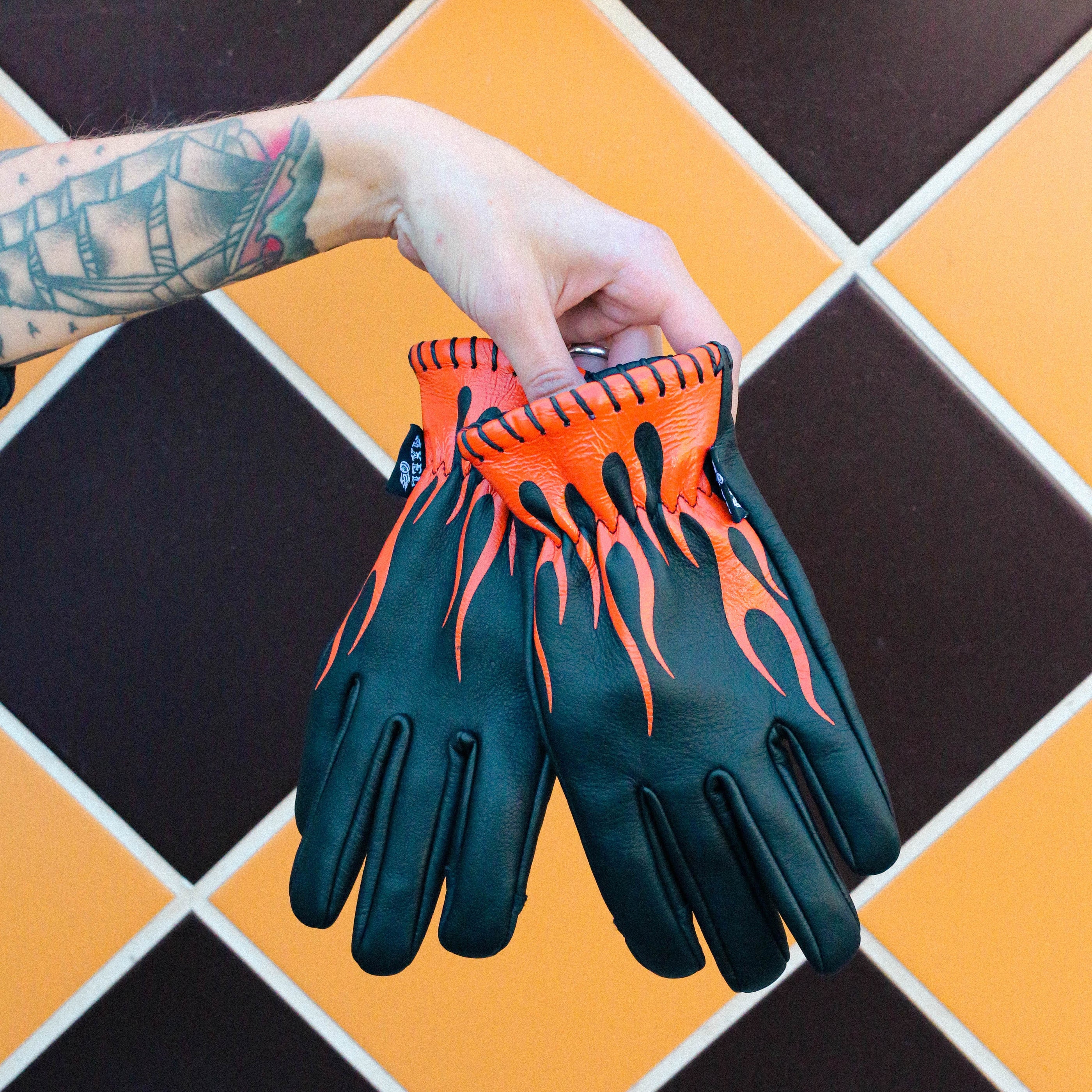 Axel Co Flamed Cowhide Motorcycle Gloves – AXEL CO